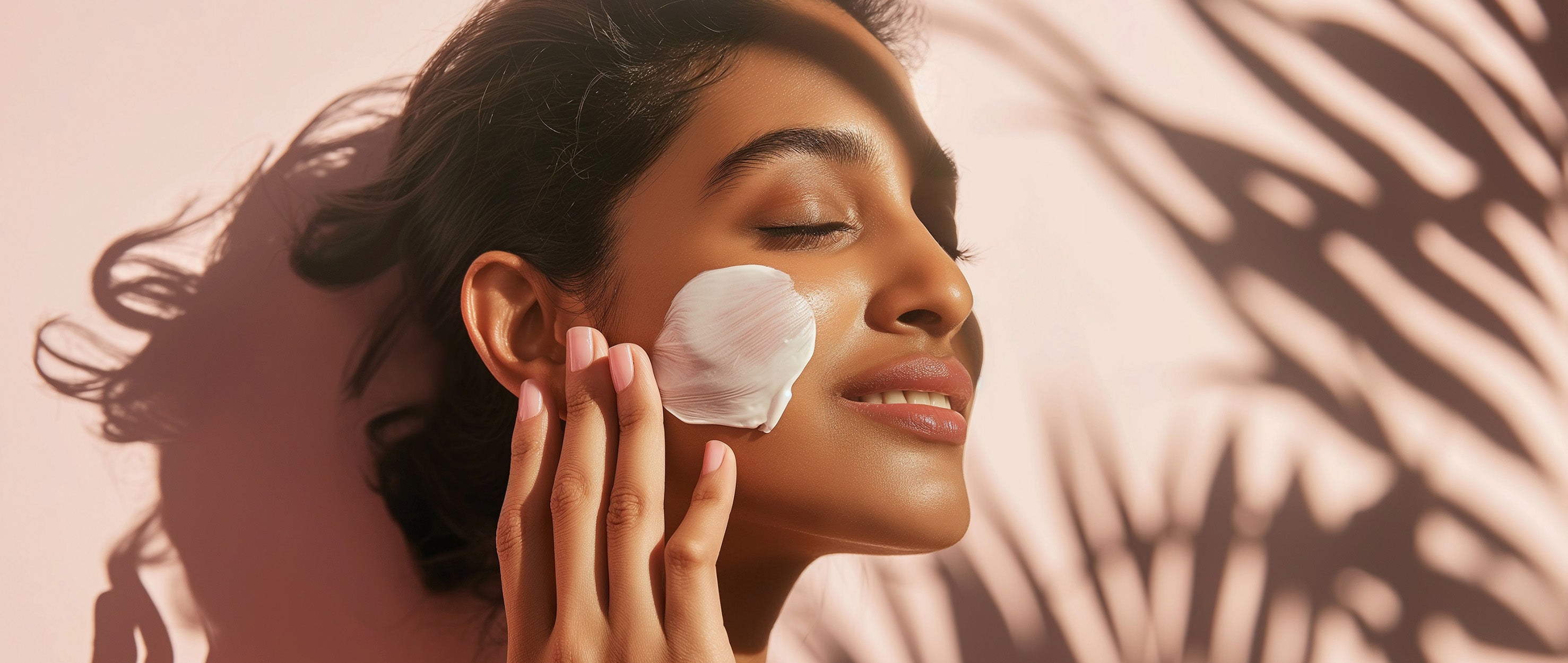 Hydration 101: Best Ways to Use Moisturizer for Dry Skin – Faces Canada